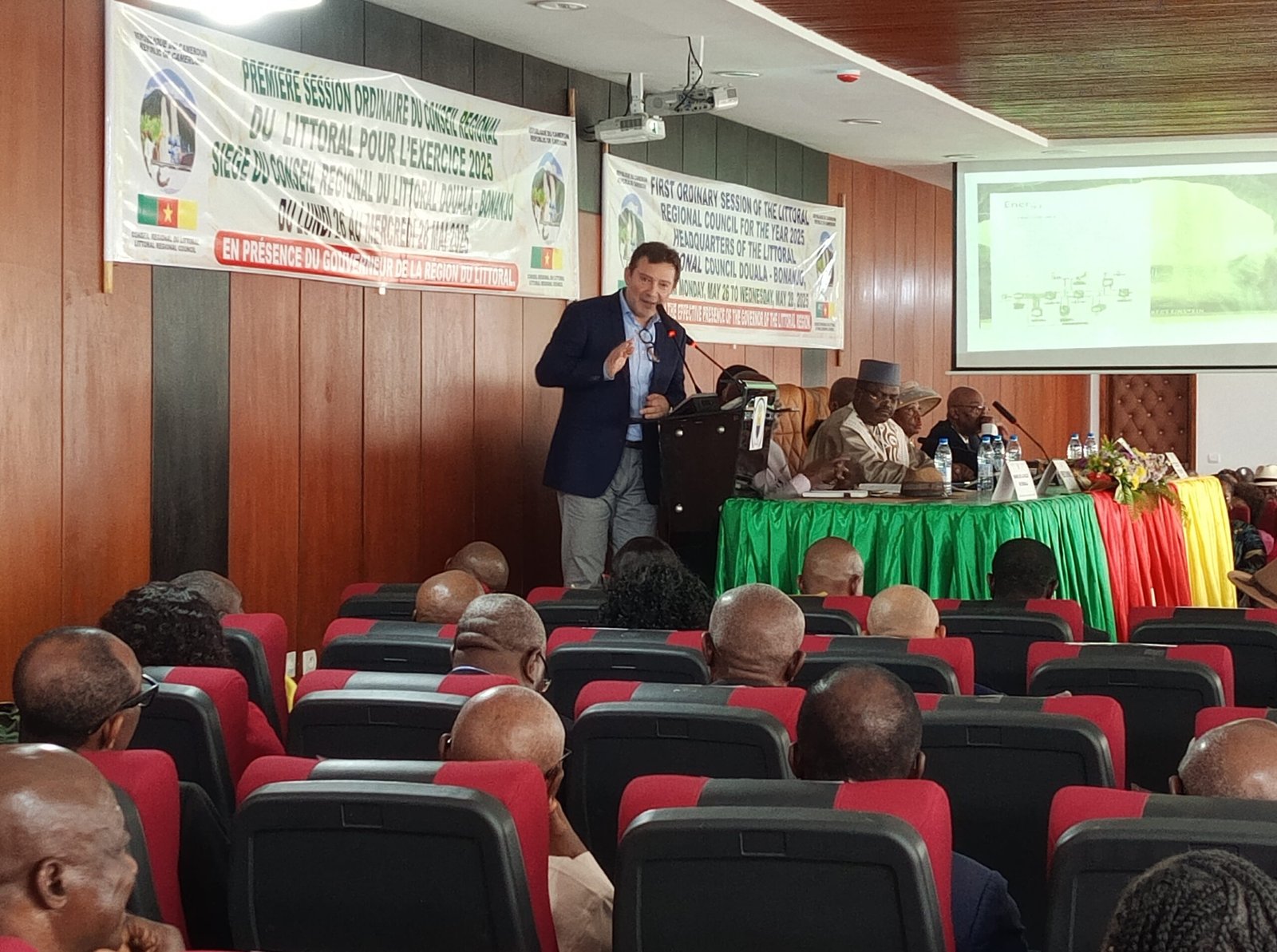 Cameroun : le groupe EWA Farm va construire 40 éco villages dans la ...